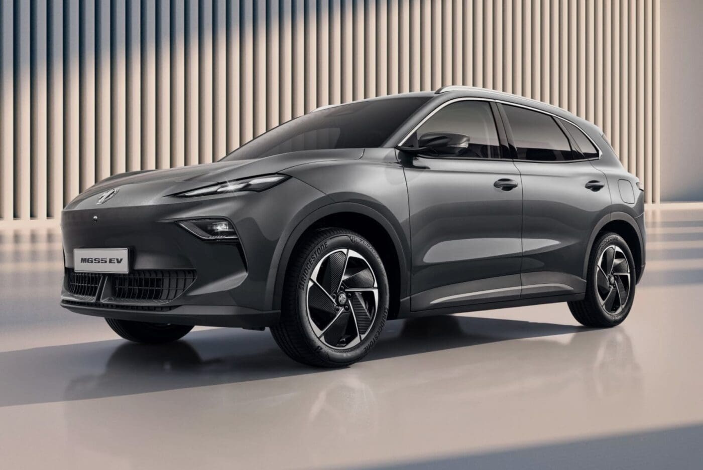 Elektryczny nowy SUV MGS5 EV 2025, wyposażenie i cennik